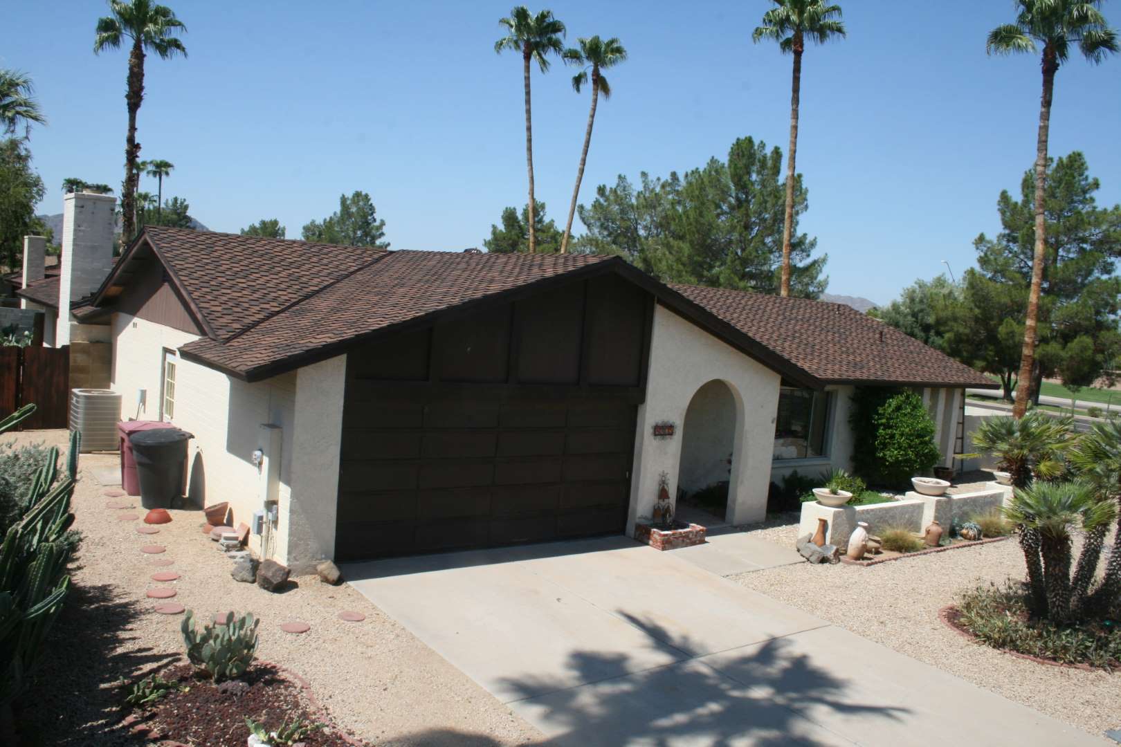 Shingle Roofing | Gryphon Roofing & Construction