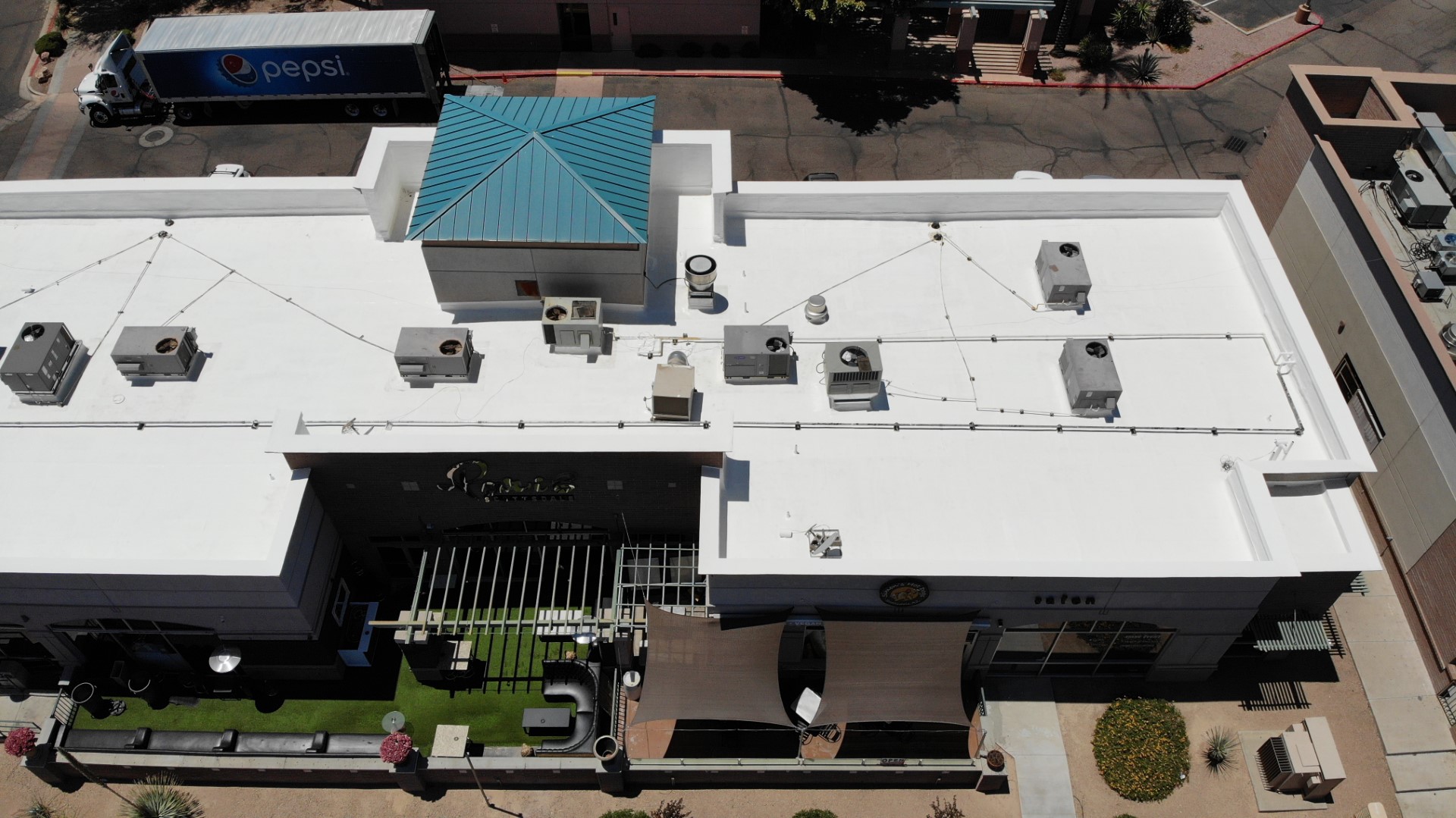 Foam Roofing | Gryphon Roofing & Construction